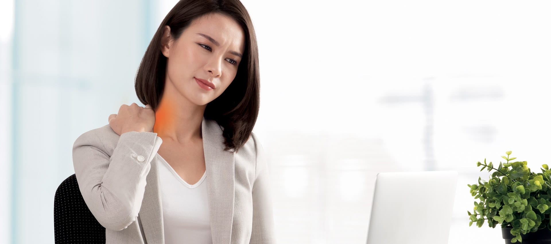 uPamper Lite Handheld Massager | OSIM Thailand